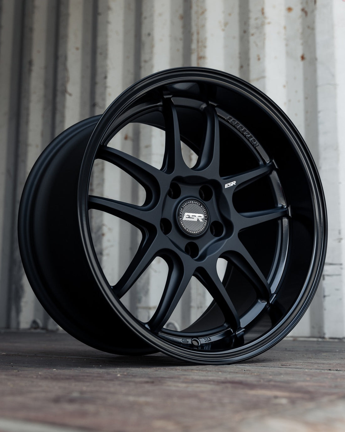 ESR AP8 Matte Black – Fitment Solution Store